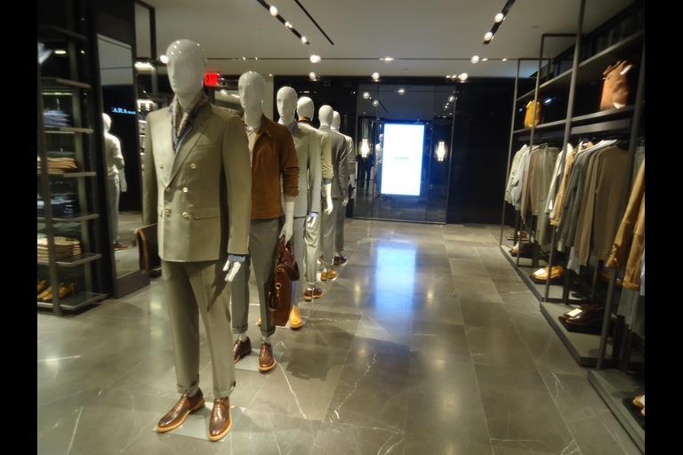 In pictures: First pictures of Zara’s global flagship in Fifth Avenue ...